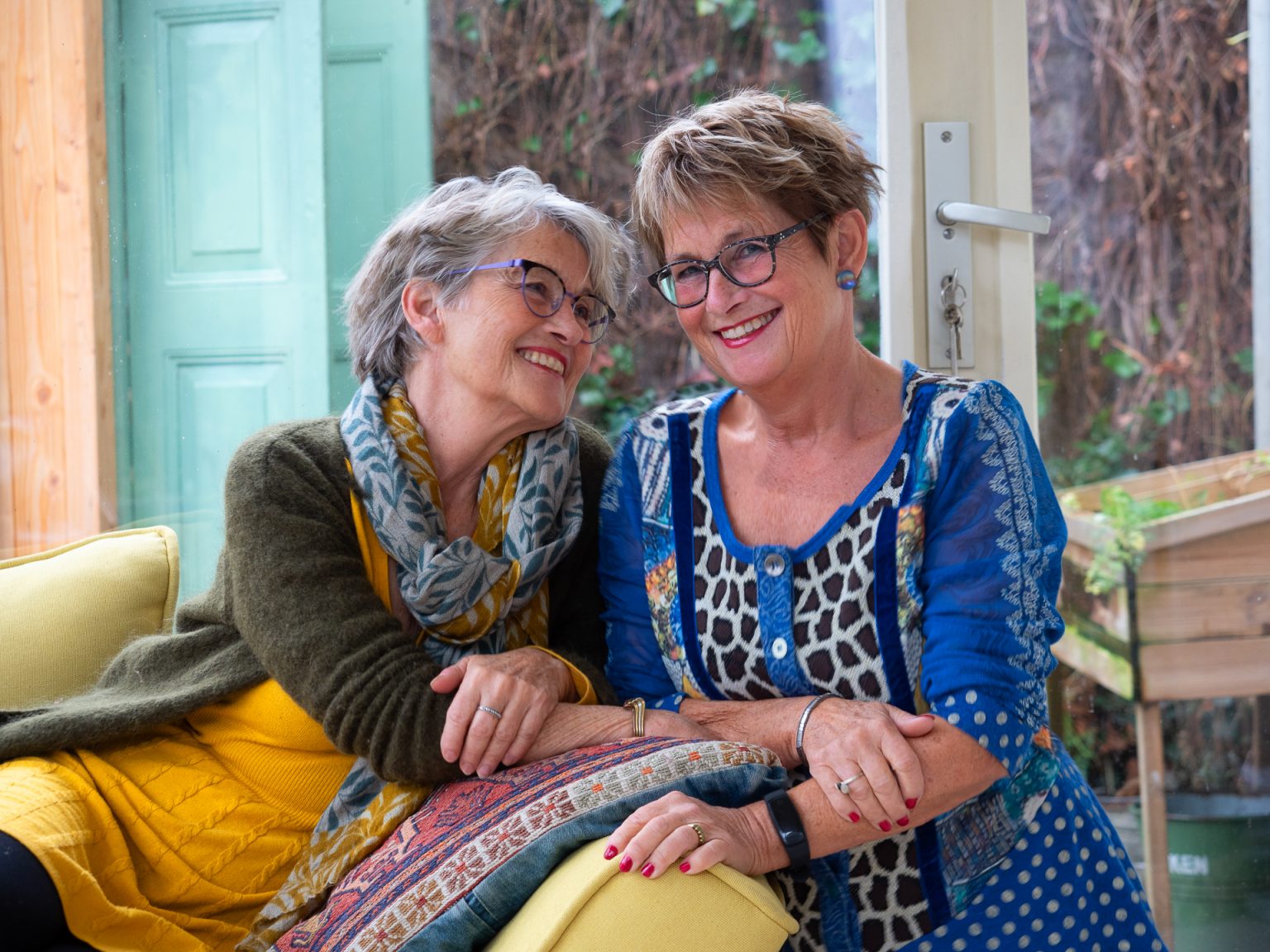 Eeneiige tweeling Susan en Antoinette - Sanne Terlouw
